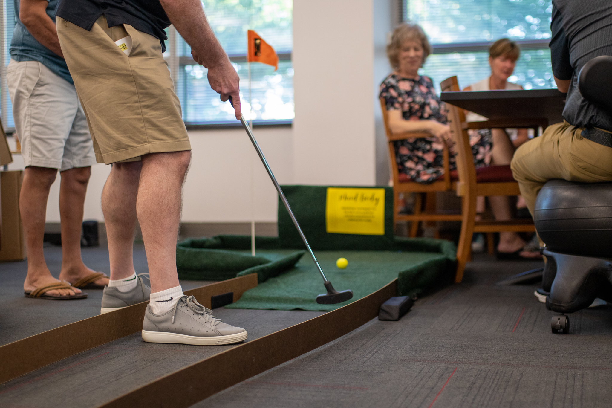 OU-Tulsa Schusterman Library Hits Hole in One with Fundraiser