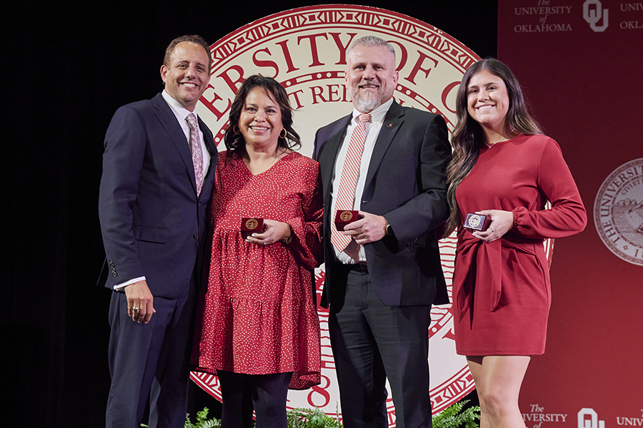 Jennifer Wynne’s Family Story Culminates with OU Ring Ceremony